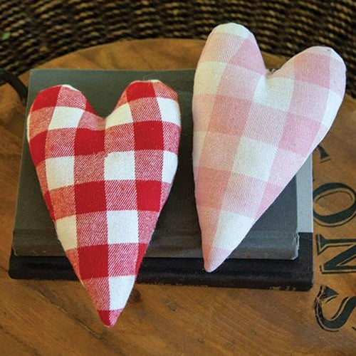 Buffalo Check Heart Pillow – Dear Yesteryear